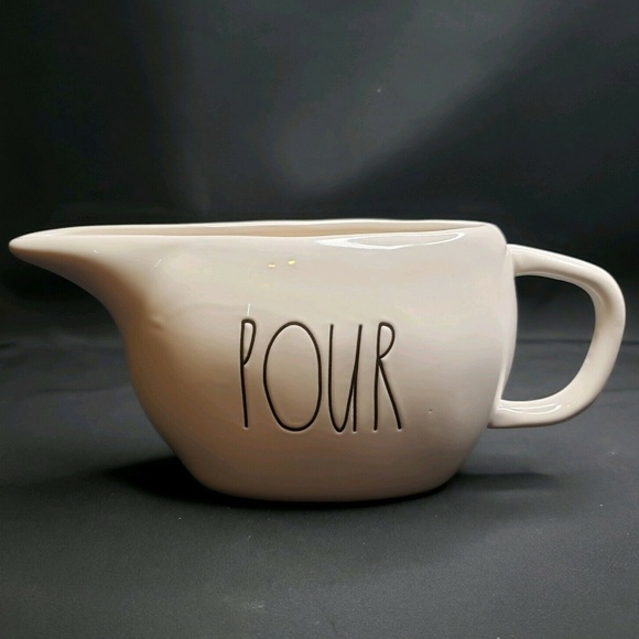 Rae Dunn | Dining | Rae Dunn By Magenta Pour Gravy Boat Or Creamer ...